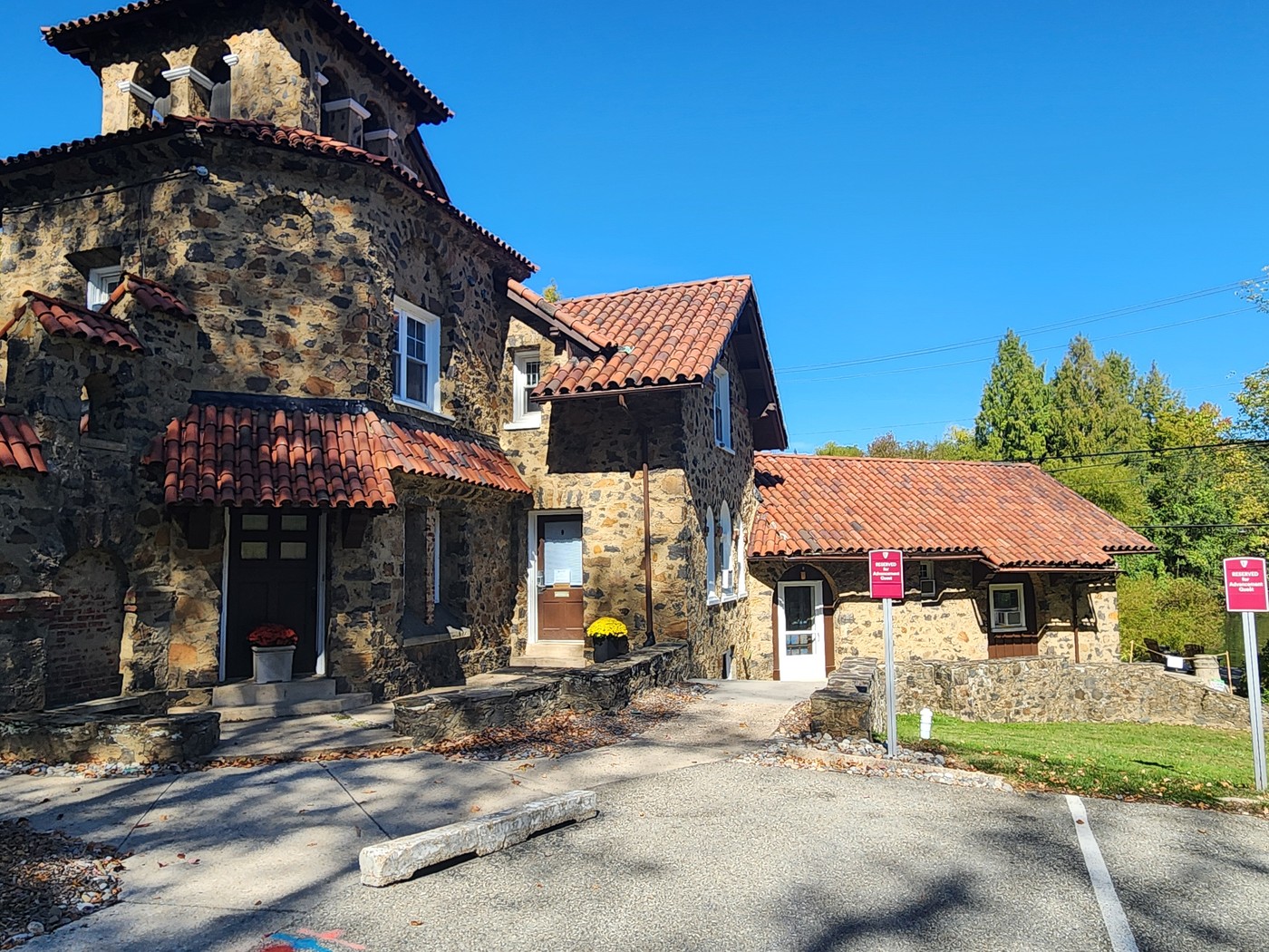Gatehouse - Clio