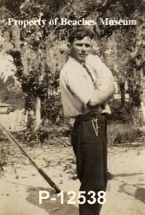 Hugie Oesterreicher - Clio