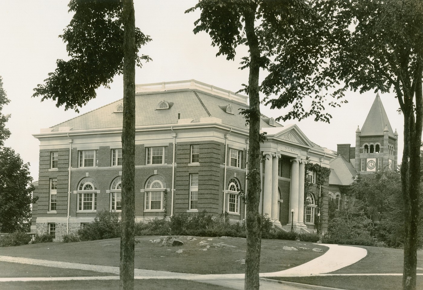 Hamilton Smith Hall - Clio