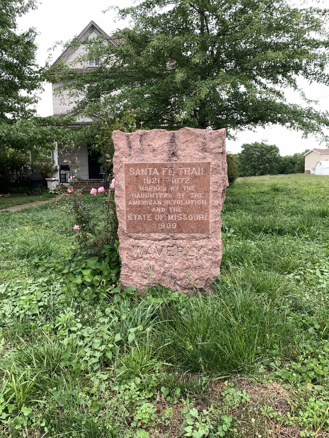 Santa Fe Trail Marker; Waverly, Mo. - Clio