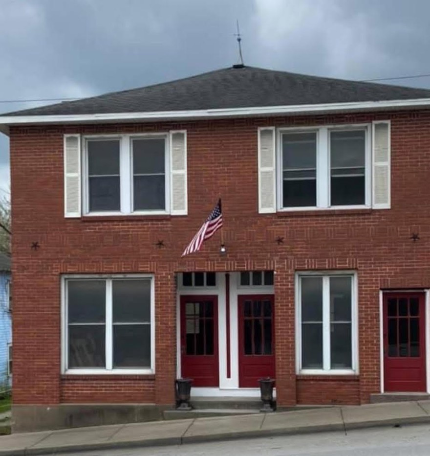 Schulz Apartment and Southwestern Bell Telephone Building at Meta ...