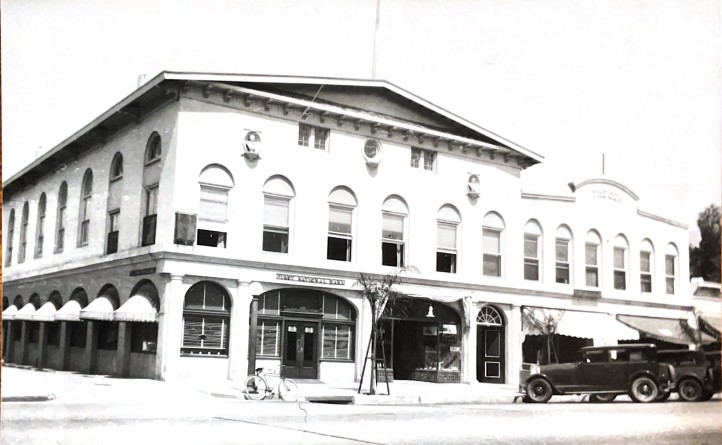 Gem Building - Clio