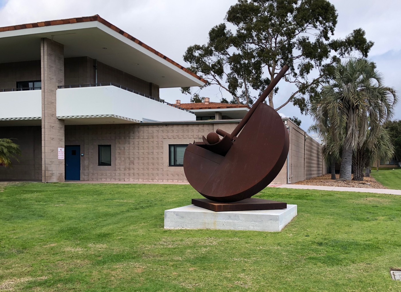 Outdoor Sculptures on the UCSB Campus - Clio