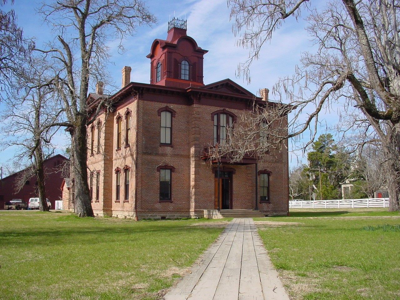 1874 Hempstead County Courthouse (Visitor Information Center) - Clio
