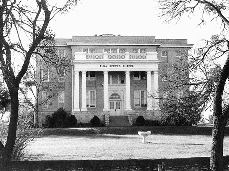 UMHB Wilson Administration Building and Alma Reeves Chapel - Clio