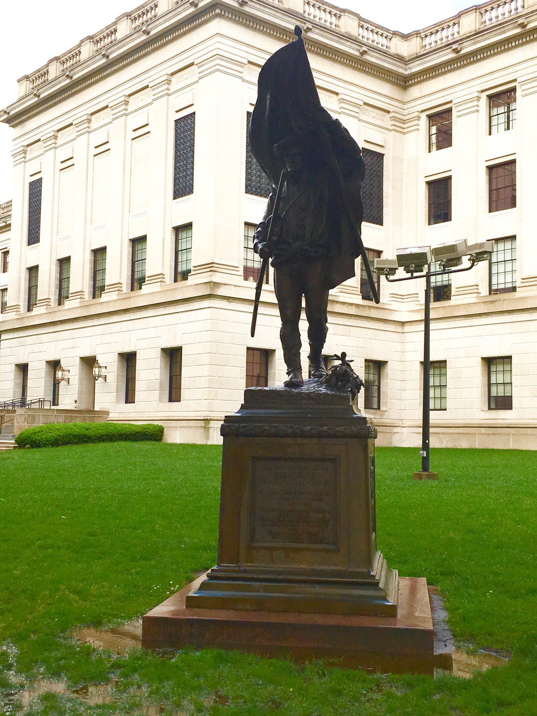 Mountaineer Soldier Statue - Clio