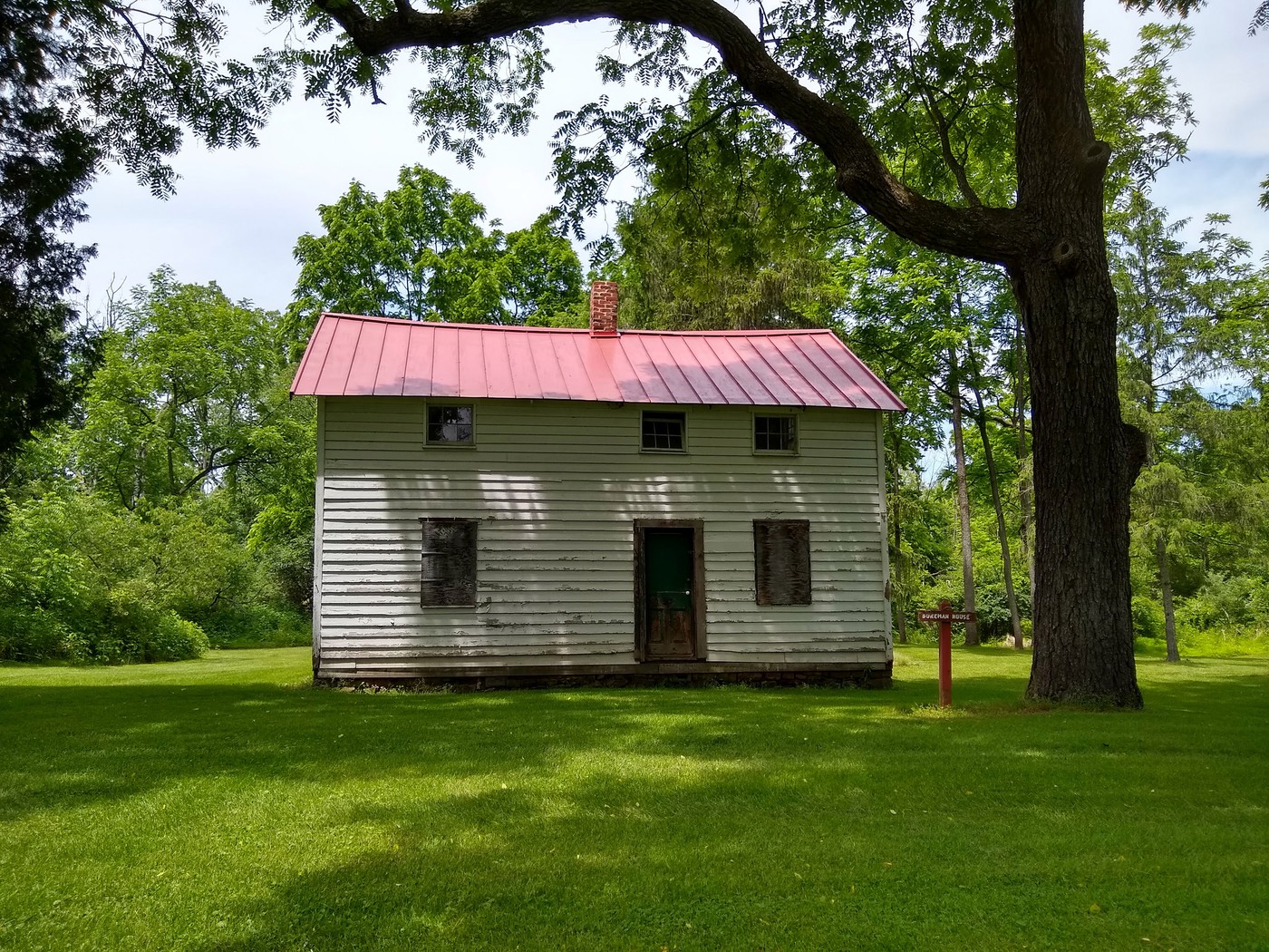 Dukeman House in Curtin Village - Clio