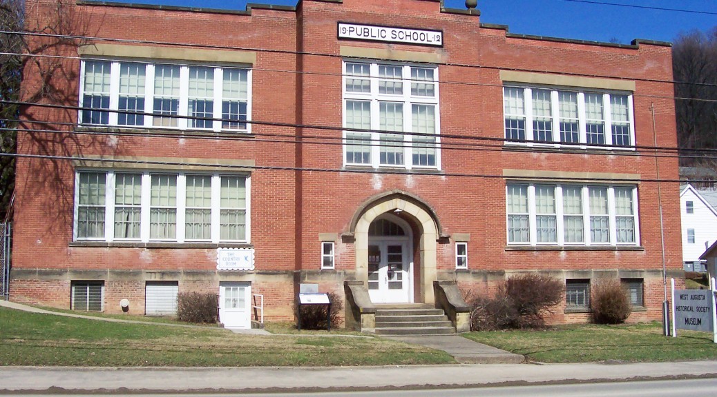 Everett Russell Fluharty House - Clio