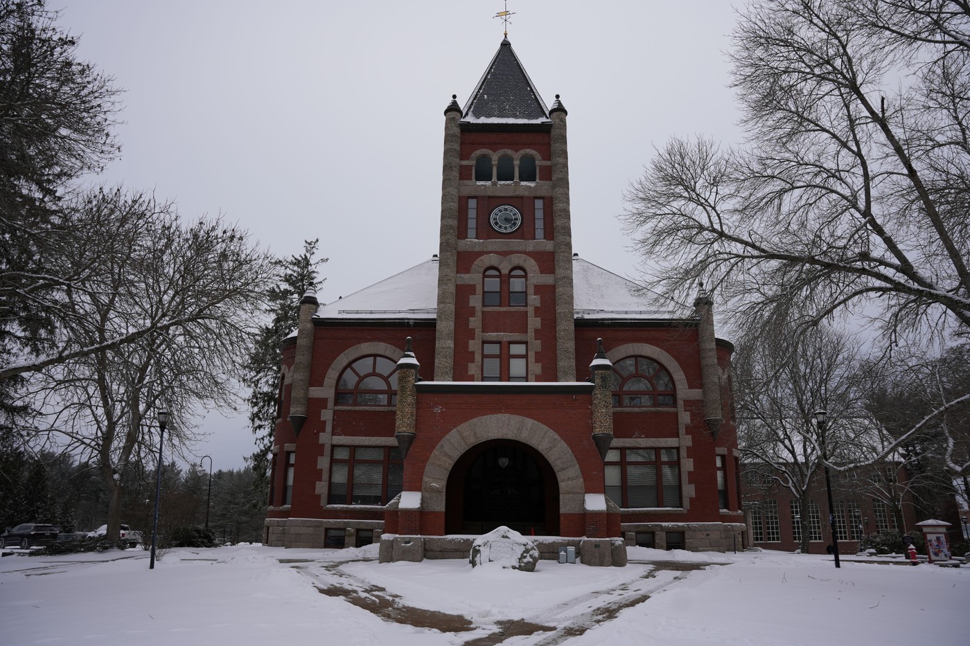 Thompson Hall, University of New Hampshire - Clio