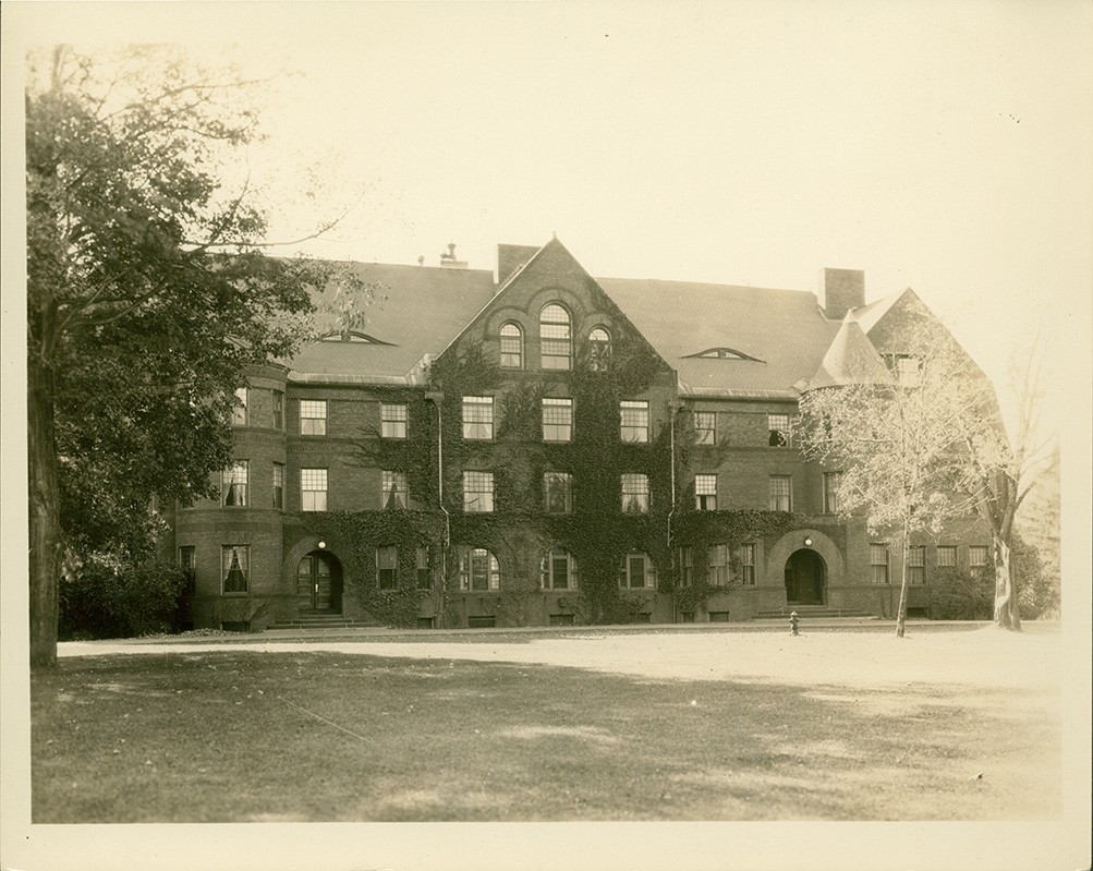 Draper Hall, 1888-1890, at Phillips Academy - Clio