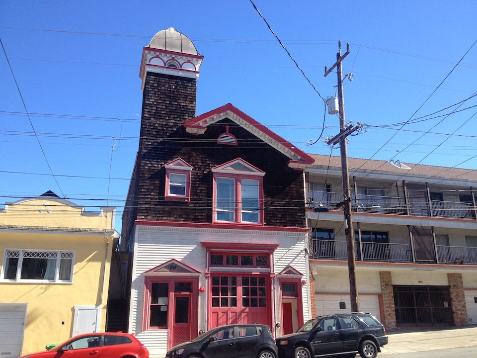 Old Fire House, Engine 22 - Clio