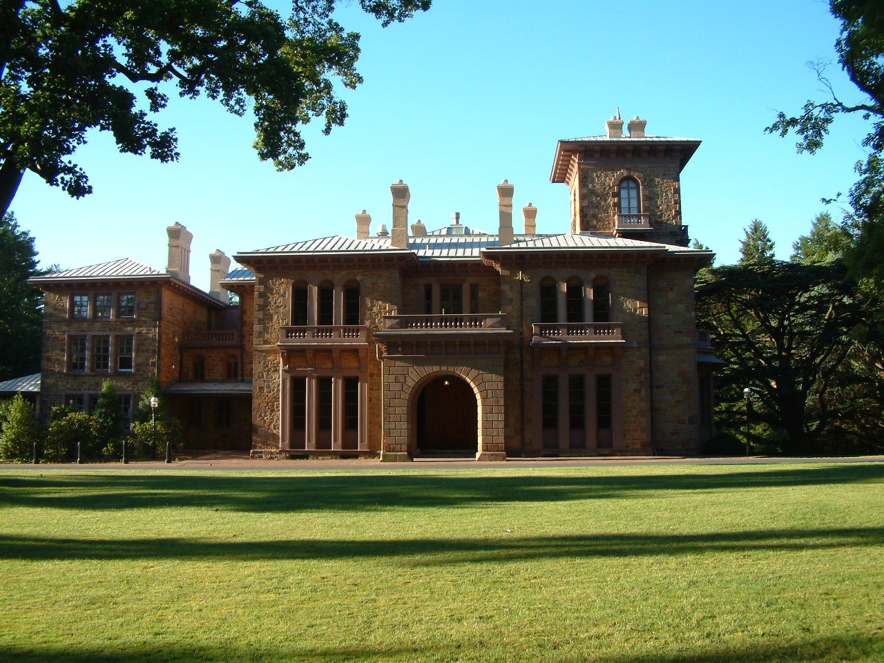 Prospect House, Princeton University - Clio