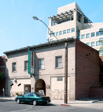 Santa Fe Hotel (Basque Hotel) - Clio