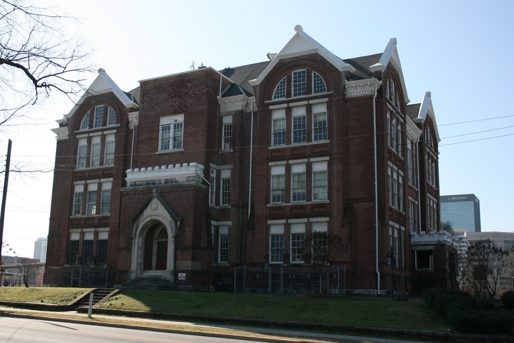 Powell School - Clio
