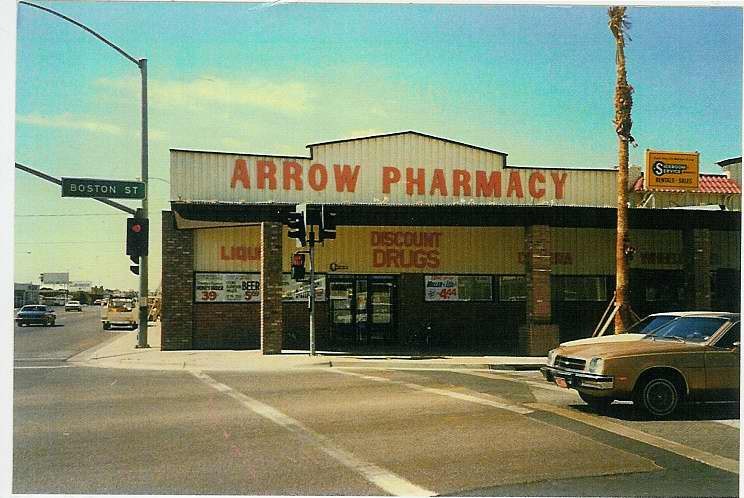Arrow Pharmacy Building - Clio
