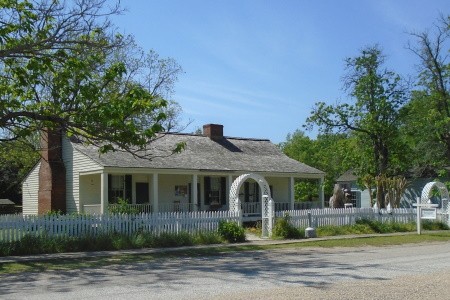 Williams' Tavern Restaurant (1832) - Clio
