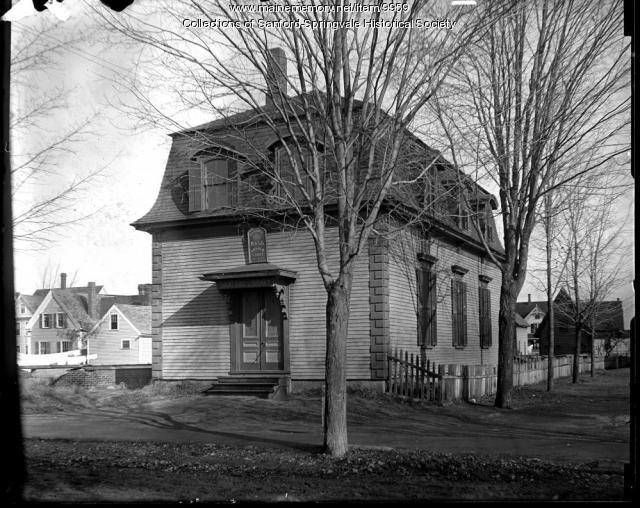 Sanford Public Library (First Public Library) - Clio