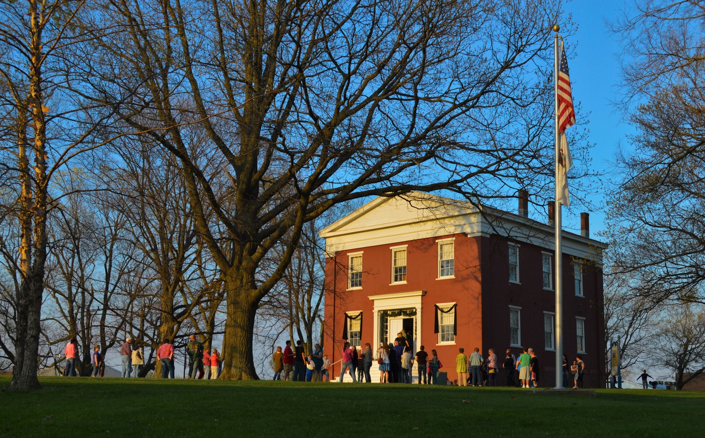 Mount Pulaski Courthouse State Historic Site - Clio