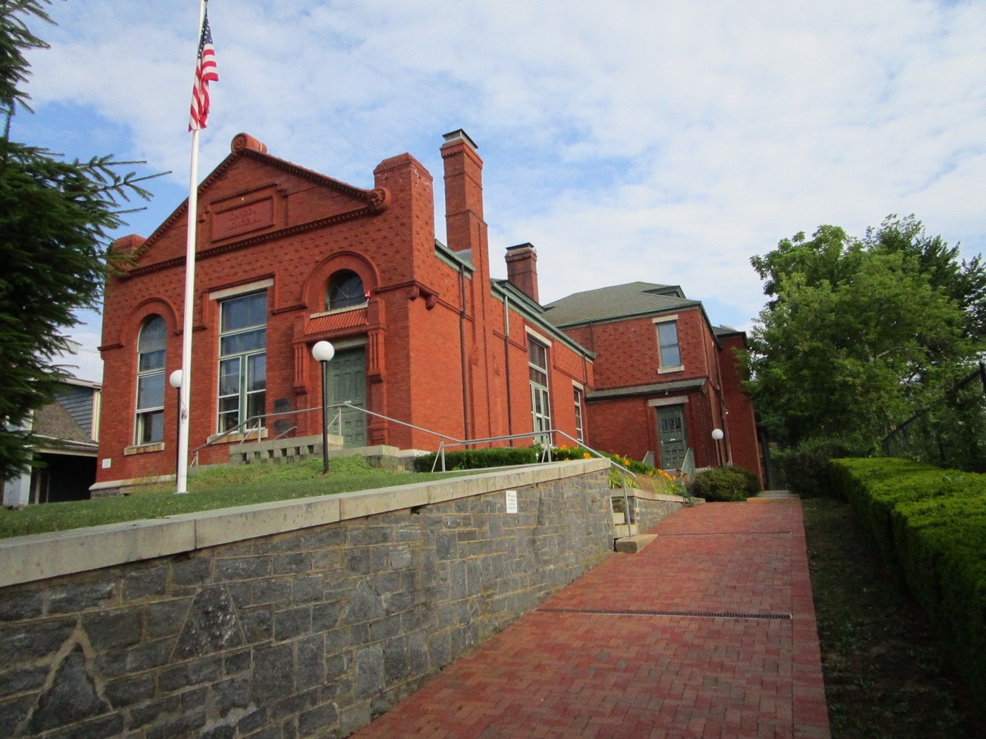 Southold Free Library - Clio