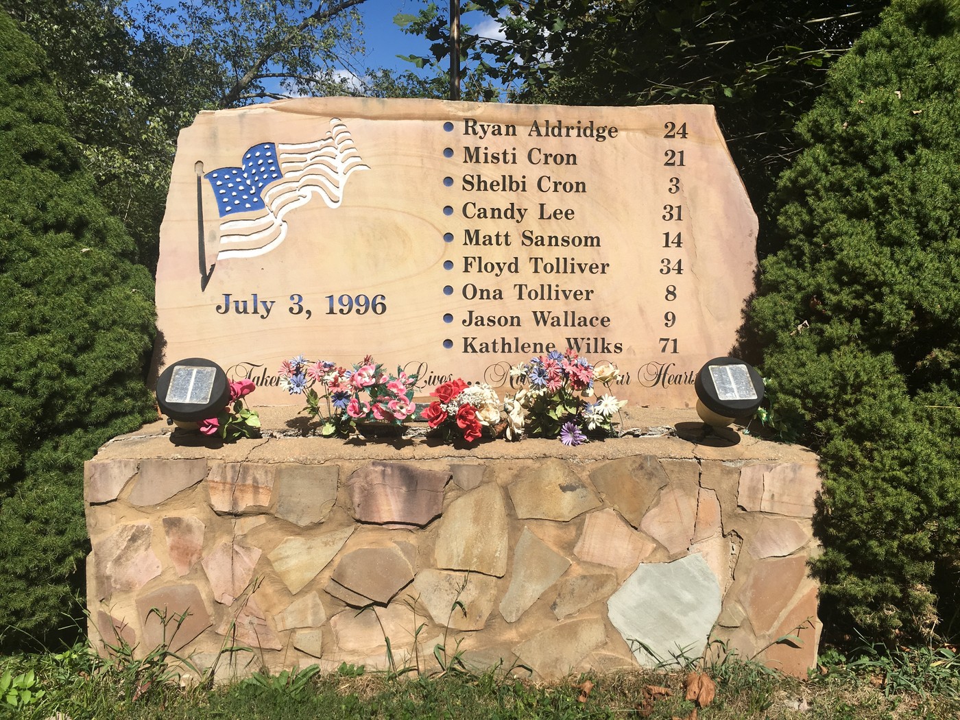 Scottown Memorial - Clio