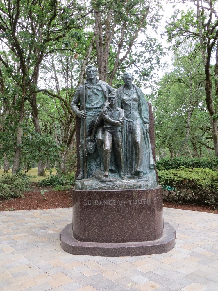 Guidance of Youth statue - Clio
