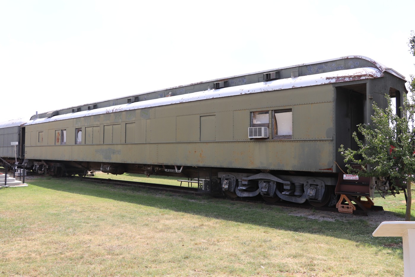 Pullman Sleeper Car - Clio