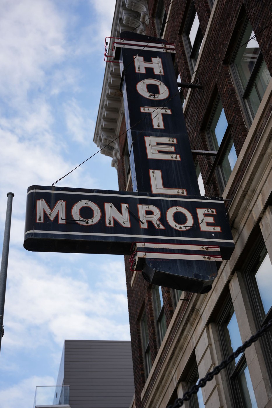 Monroe Hotel Building - Clio