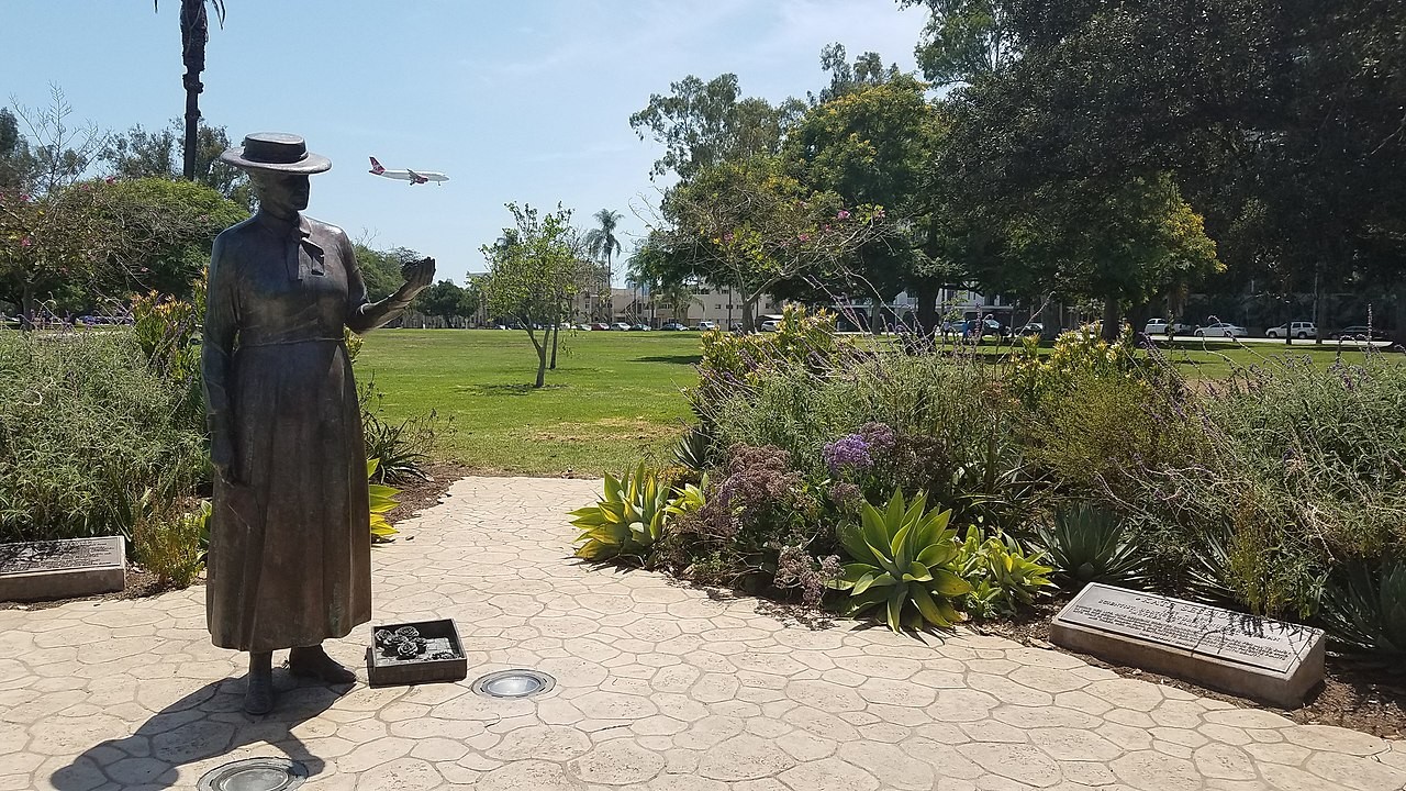 Kate Sessions Statue - Clio