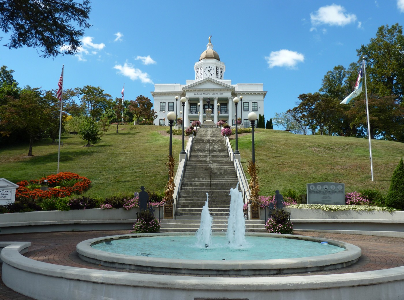 Historic Jackson County Courthouse and Libraries - Clio
