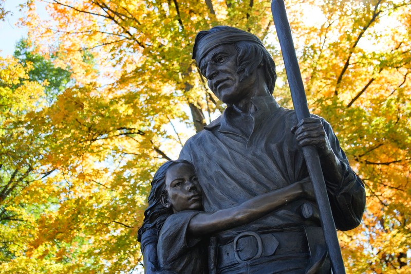 Pascal and Eudora Fish Statue - Clio