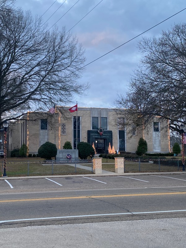Howard County Courthouse (1939) - Clio