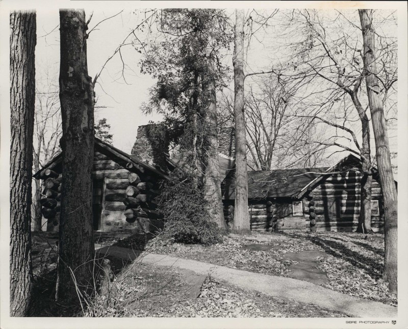 The Log Cabin, Eastern University (1915-2008) - Clio