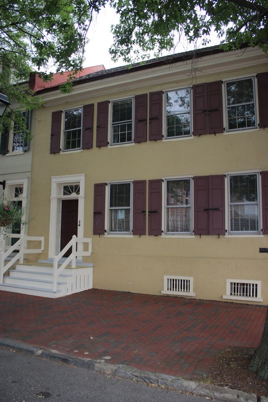 Armed Forces Heritage Museum at Captain James Lawrence House - Clio