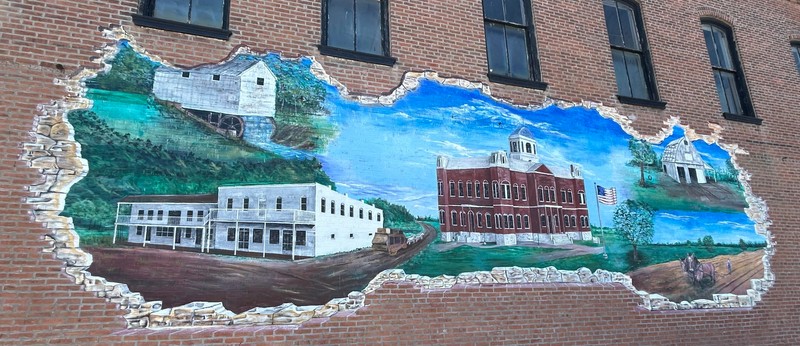 Morgan County Historical Society and Museum in Versailles, Missouri - Clio