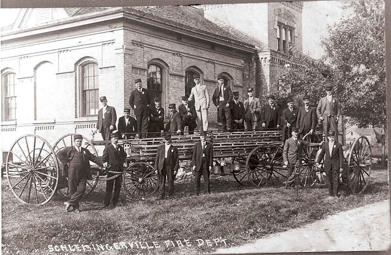 Slinger Public School, Slinger Village Hall, Slinger Library, Slinger ...