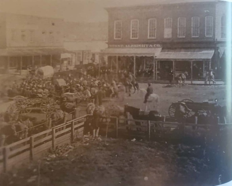 Fayetteville Historic Square - Clio