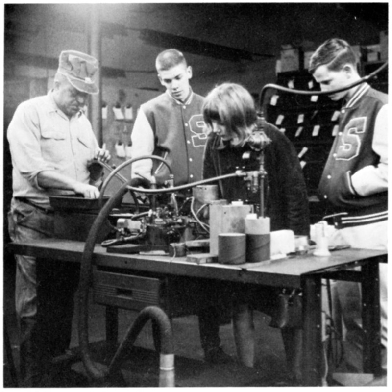 VIM Tractor - Carbon Engineering - Clio