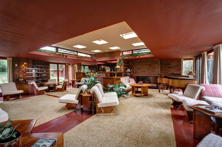 Cedar Rock (Lowell Walter House) - Clio