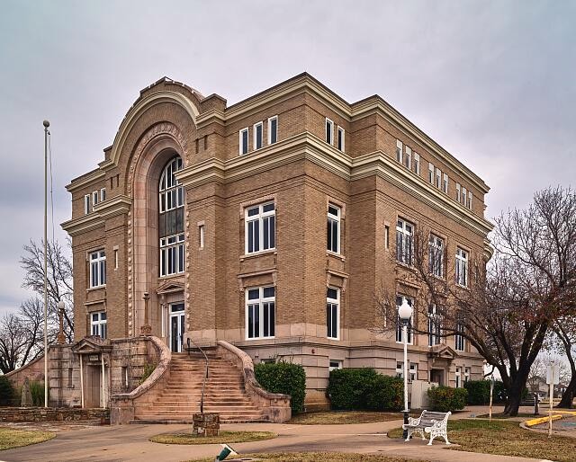 Old Washington County Courthouse - Clio