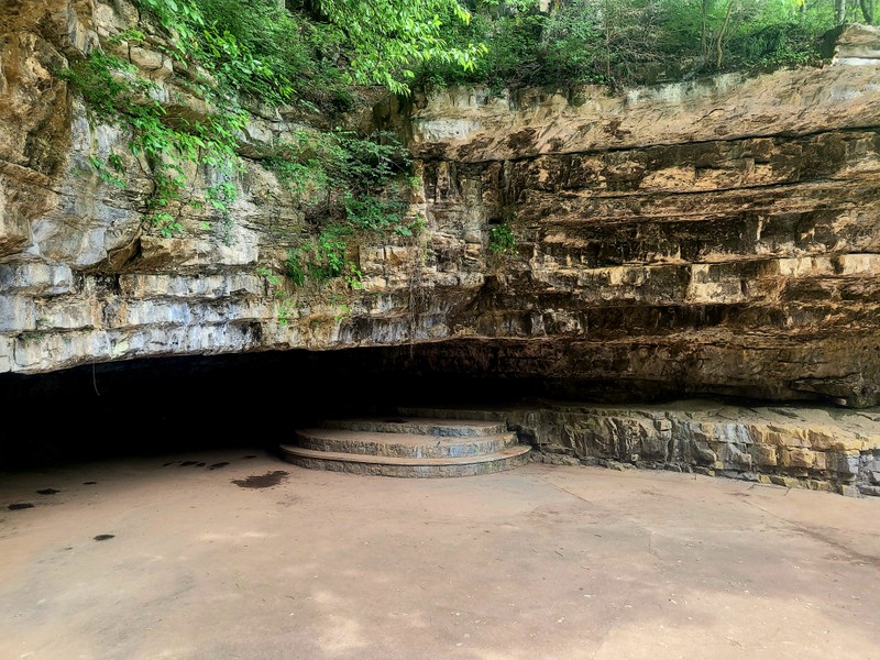 Dunbar Cave State Park - Clio