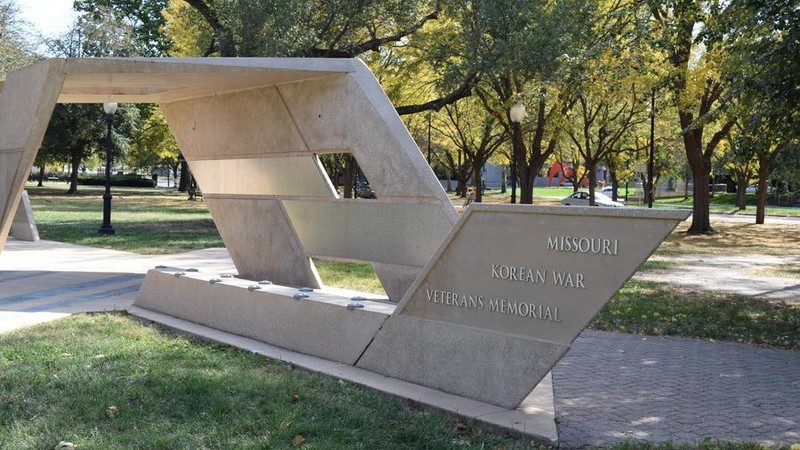 Missouri Korean War Veterans Memorial - Clio