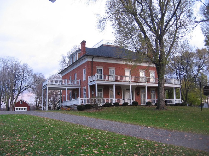 Van Horn Mansion - Clio