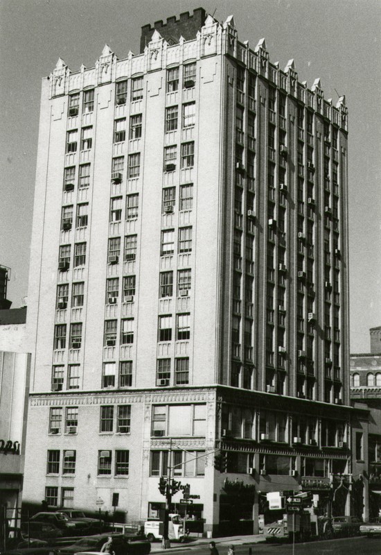 The Bar Building - Clio