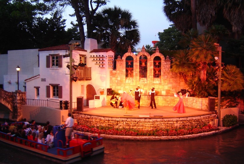 Arneson River Theater - Clio