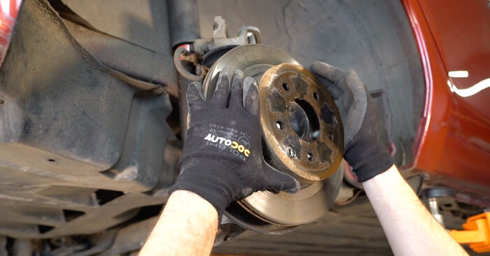 How to change rear brake discs on Nissan Leaf ZE0 – replacement guide ...