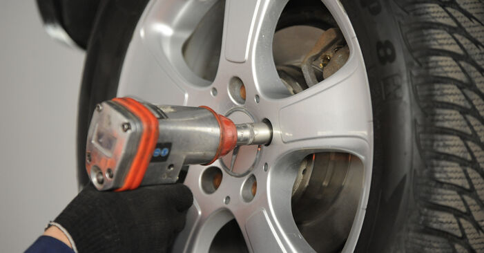 How to change rear coil springs on Mercedes W169 – replacement guide A ...