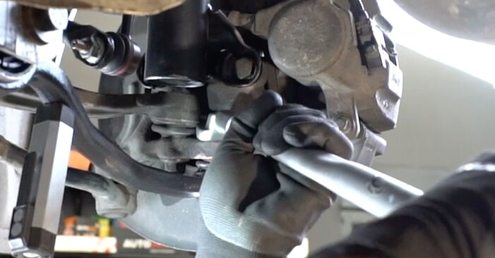 How to change front lower arm on Mercedes W203 – replacement guide