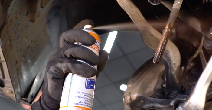 How to change track rod end on BMW E92 – replacement guide