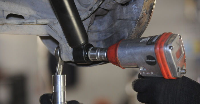 How to change rear coil springs on VW Multivan T5 – replacement guide ...