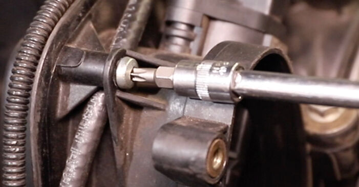 How to change mass air flow sensor on BMW E46 Touring – replacement guide